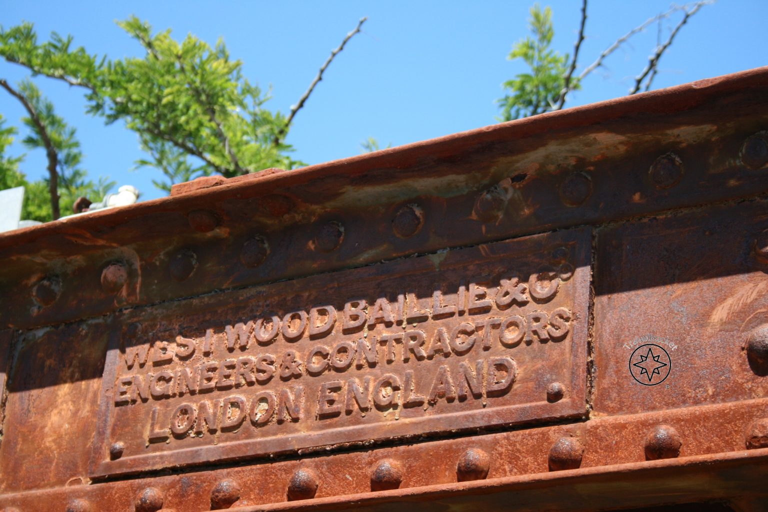 YOU ARE NOW ENTERING THE TRANSKEI : THE KEI BRIDGE - TRAVELBUCKET